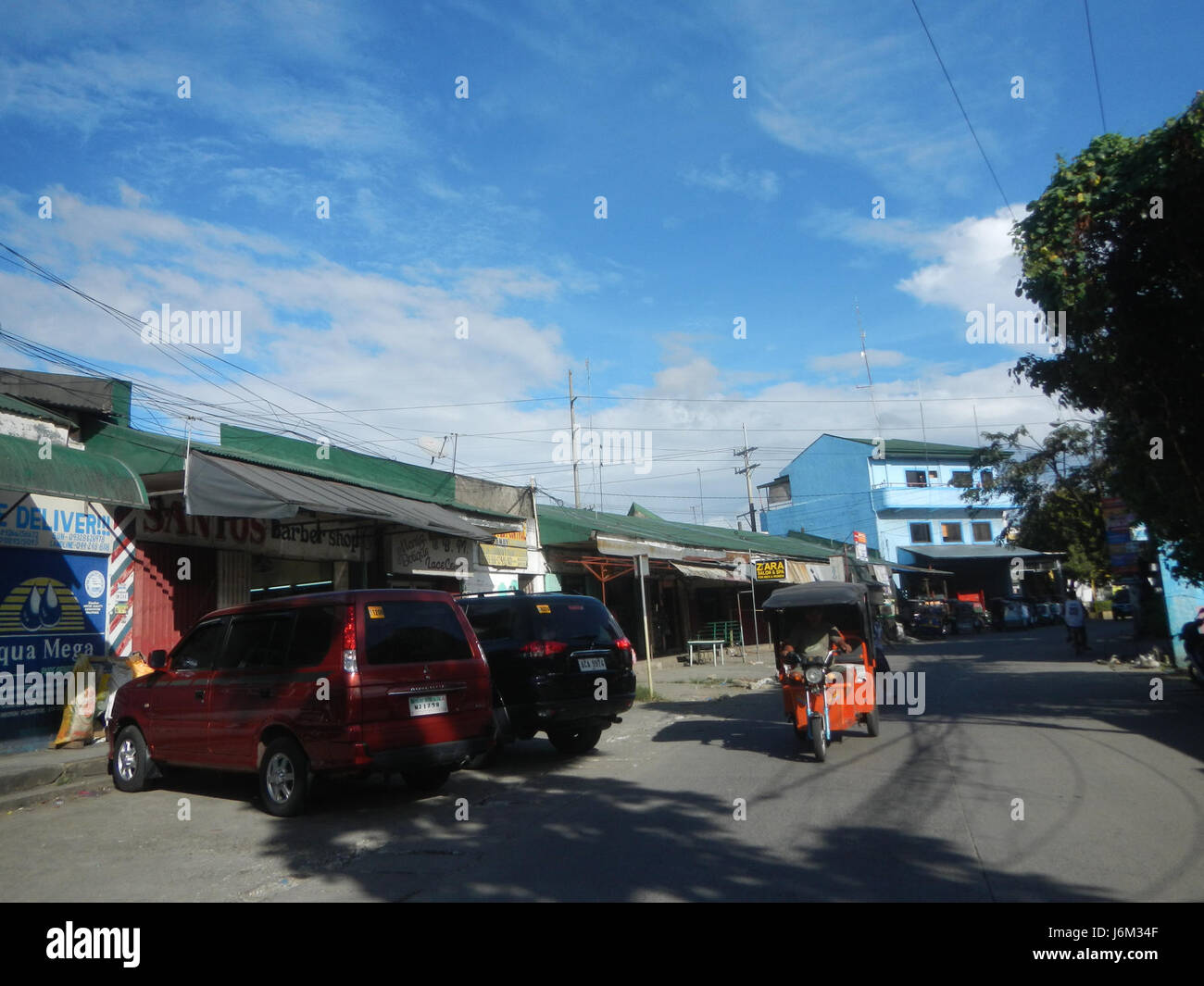 This image features the road in Ibayo Poblacion, Nagbalon, Marilao ...