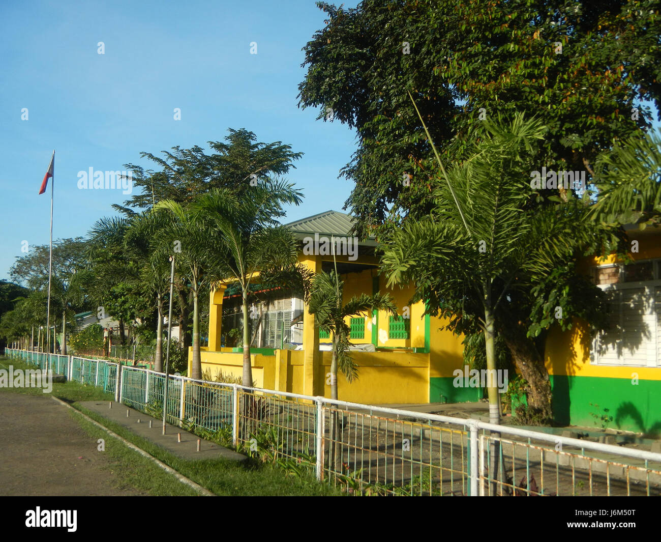 Bagumbayan hi-res stock photography and images - Alamy
