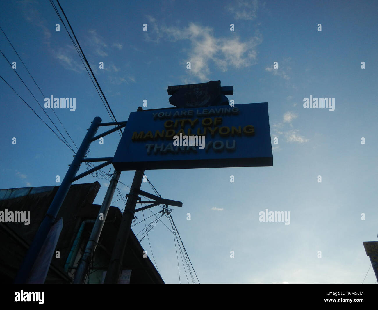 This image features the Bacood Santa Mesa Bridge, which crosses the San ...