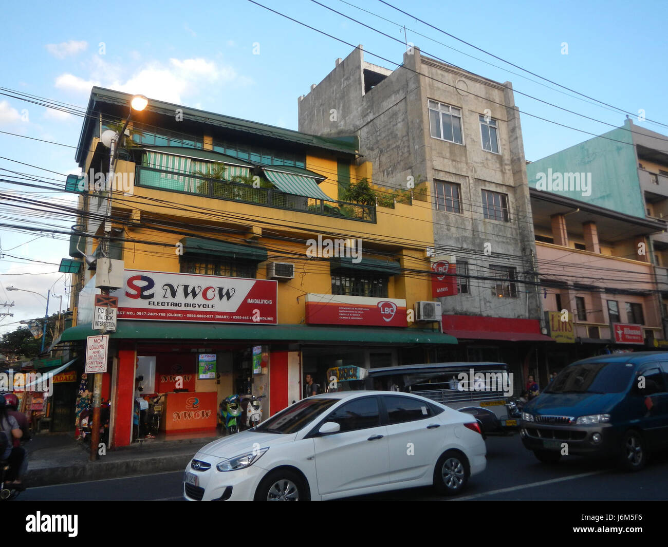 This image depicts the Bacood Santa Mesa Bridge, spanning the San Juan ...