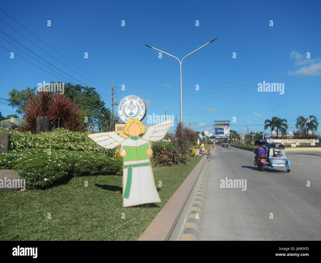 09597 Welcome Arch Boundary Sign Pan-Philippine Highway San Rafael ...