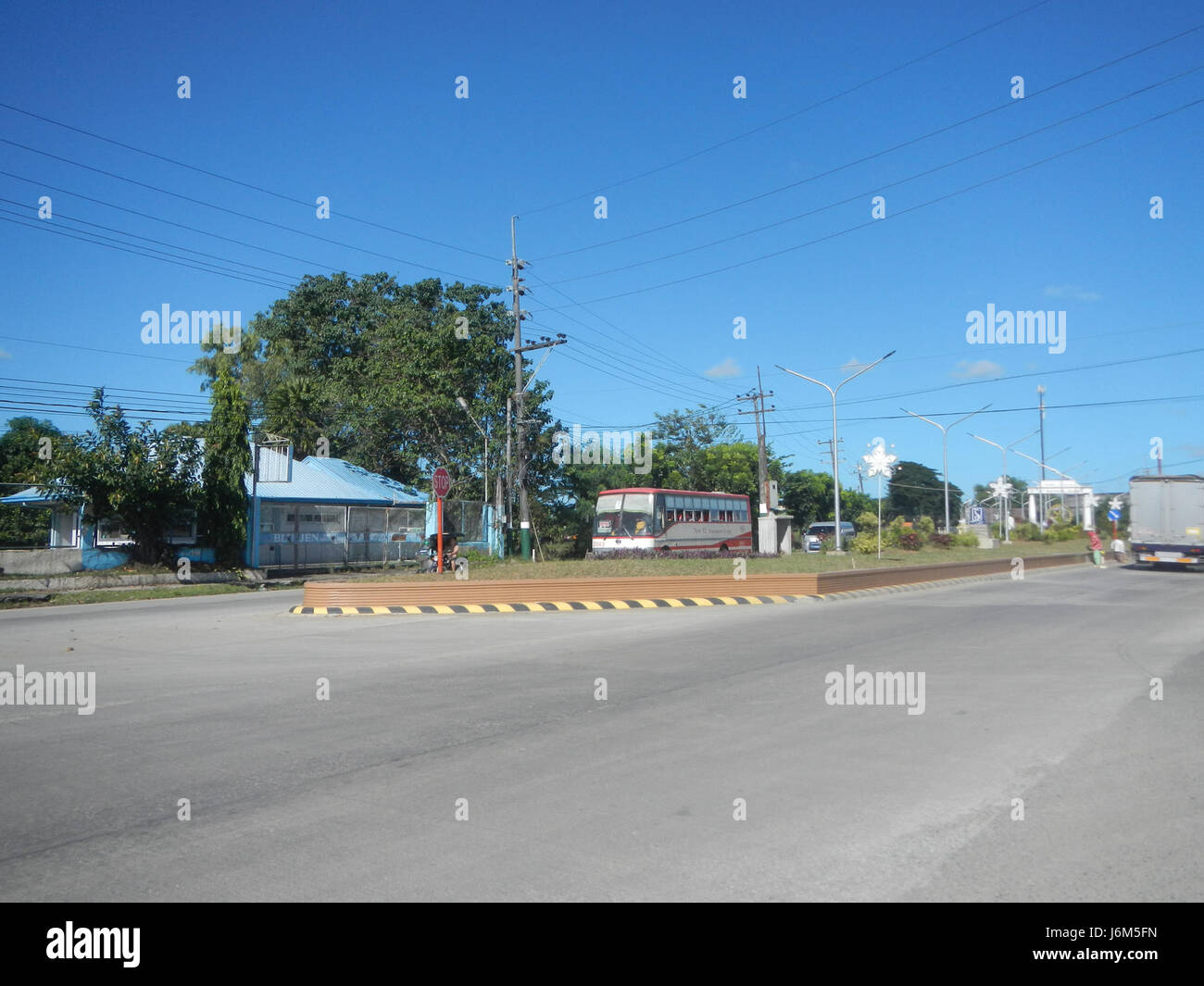 09597 Welcome Arch Boundary Sign Pan-Philippine Highway San Rafael ...