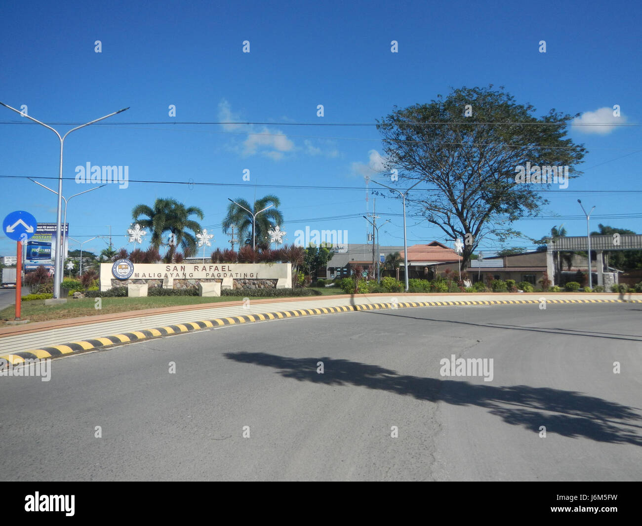 The Welcome Arch Boundary Sign at the Pan-Philippine Highway in San ...
