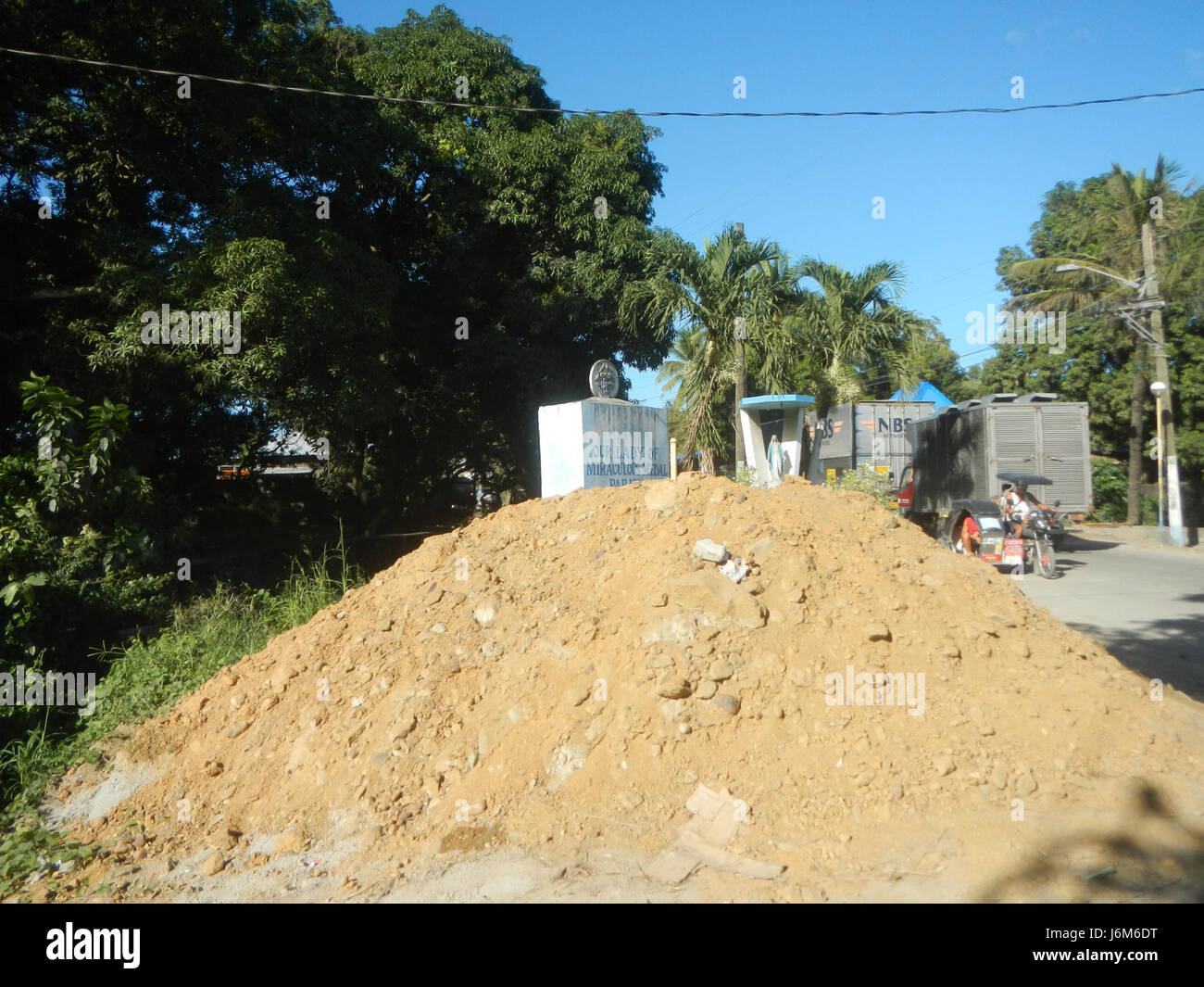 This image depicts the network development for the construction of ...