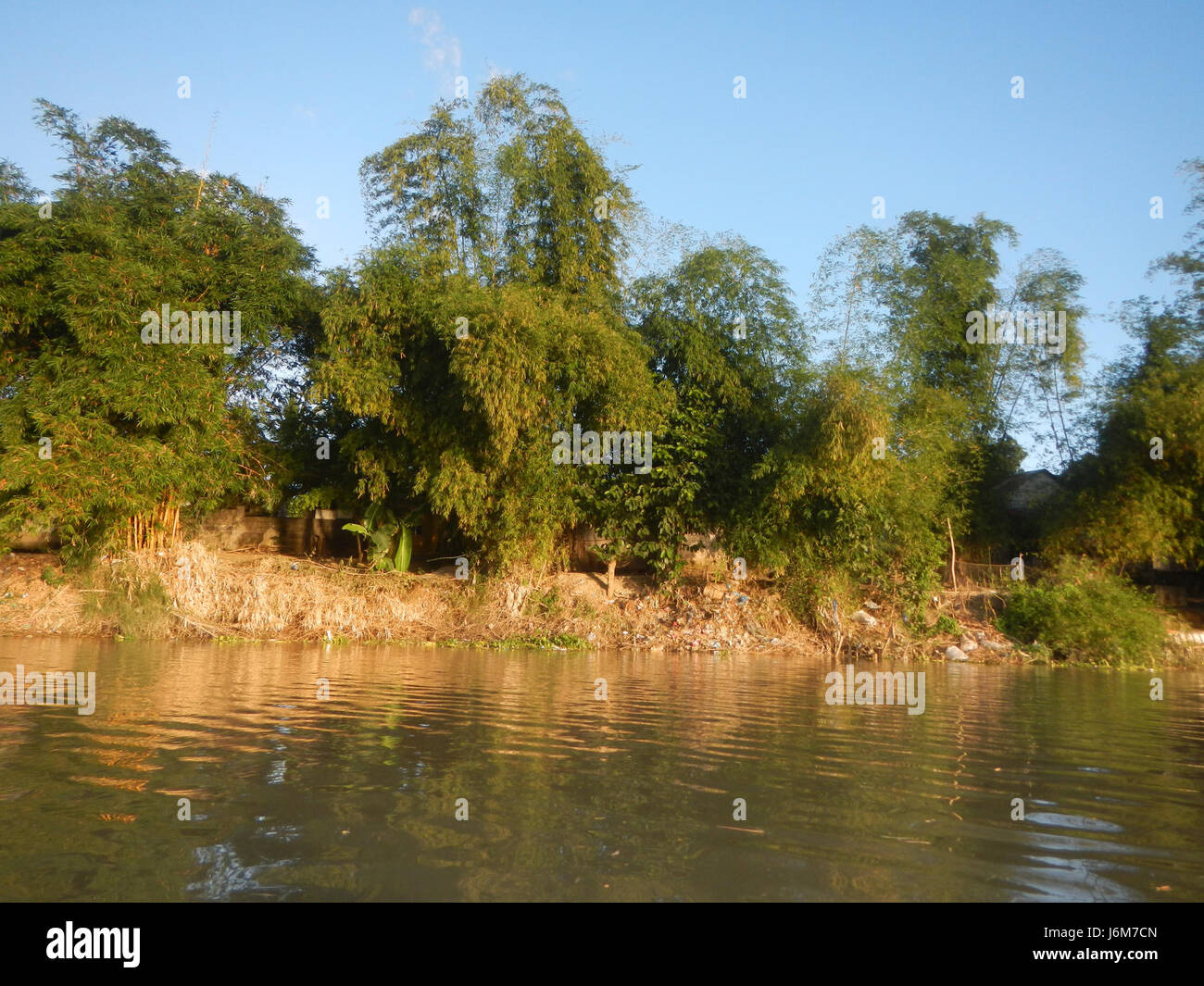09498 Riverbanks of Cansinala, Apalit, Pampanga River District 11 Stock ...