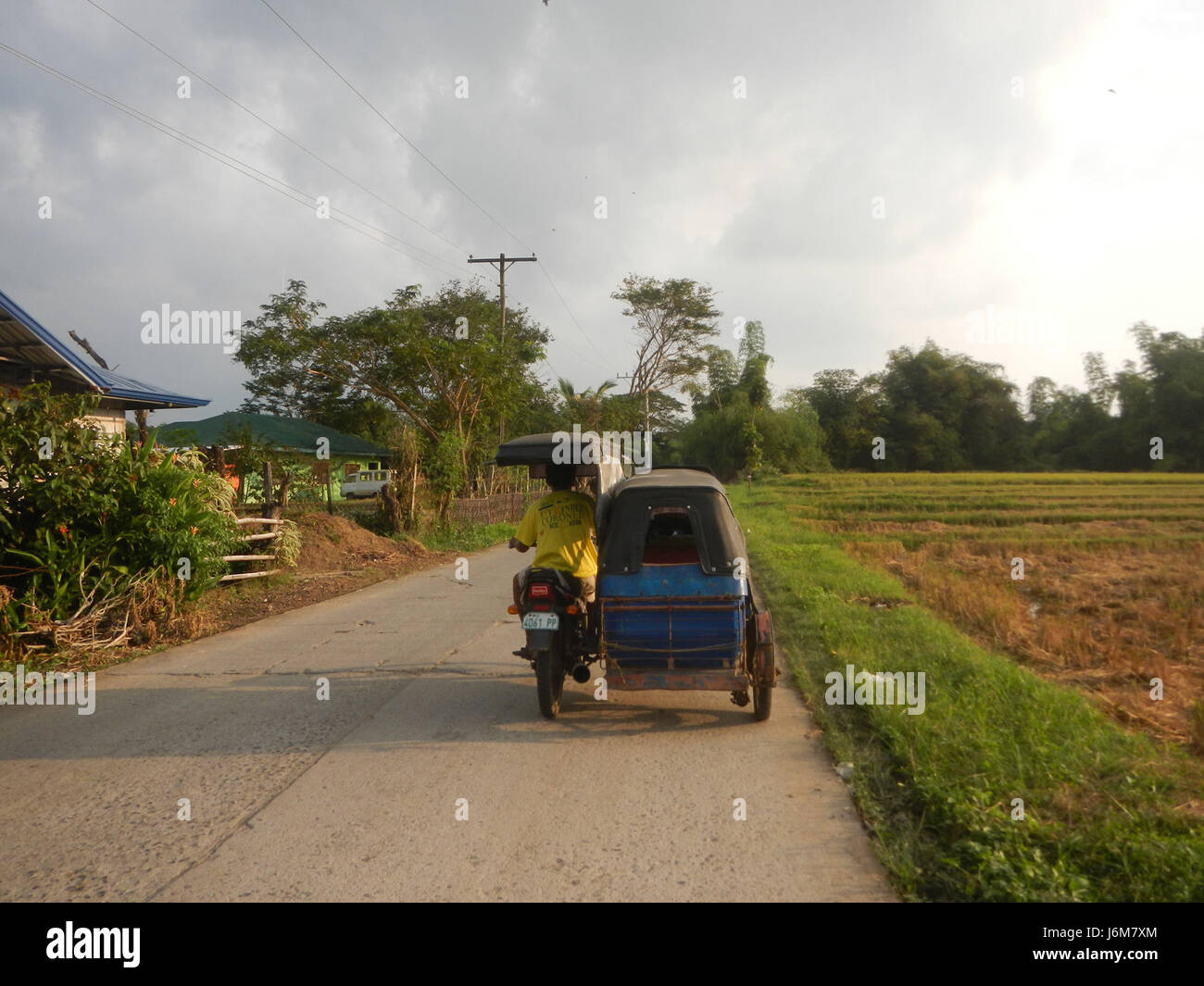 The road infrastructure connecting San Ildefonso in Bulacan ...