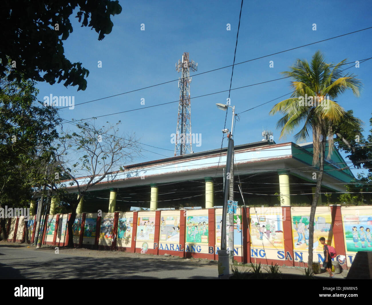 The Poblacion School Monument in San Jose, San Miguel, Bulacan ...