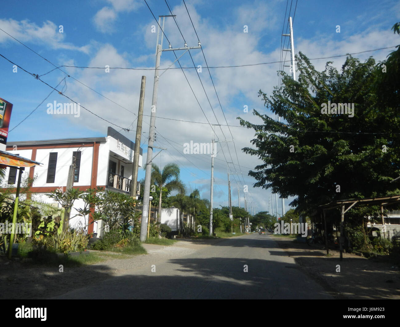 This image depicts the Cruz na Daan, a significant road intersection in ...