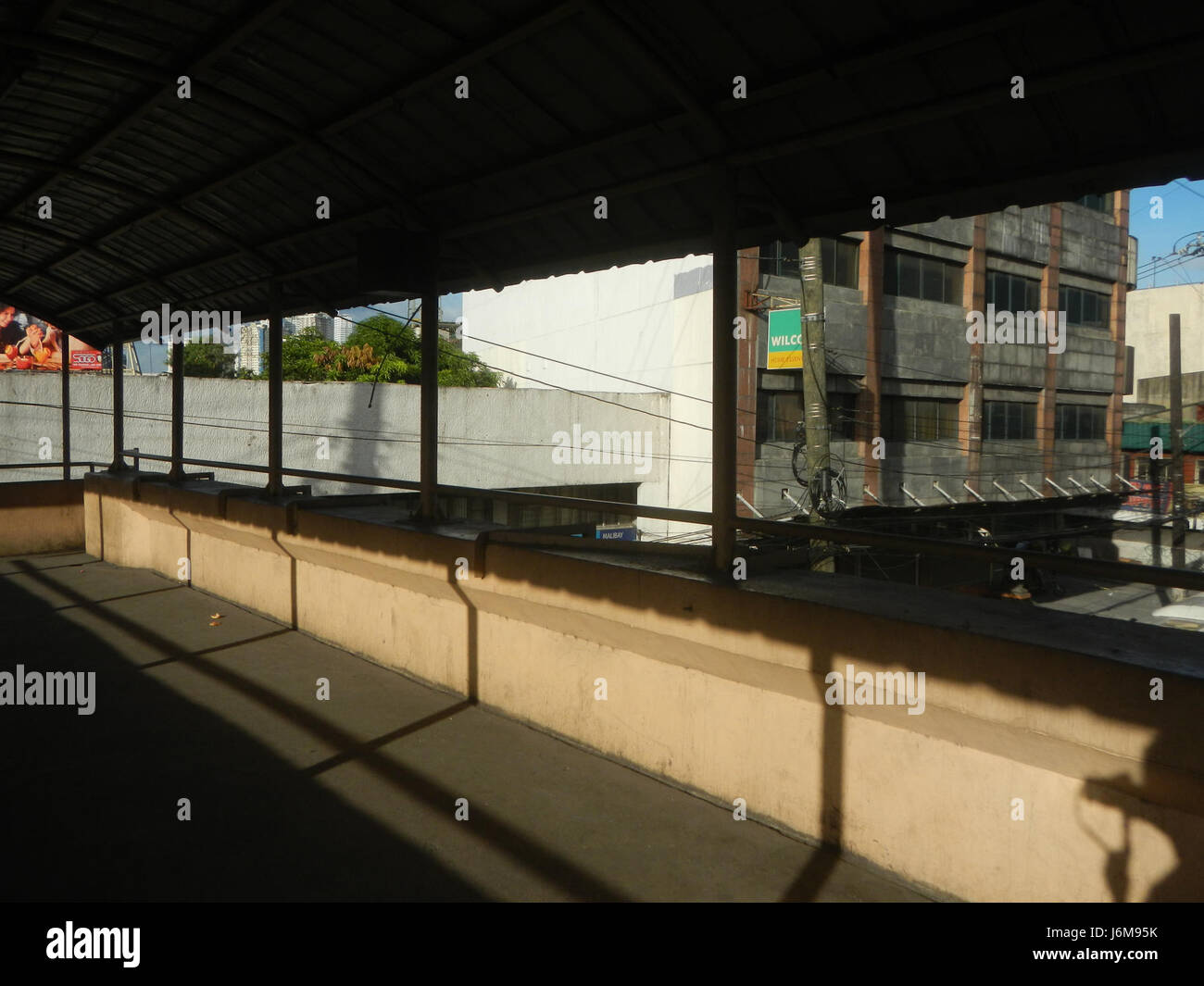 The 0866JfC. Jose Footbridge is a pedestrian bridge located near EDSA ...
