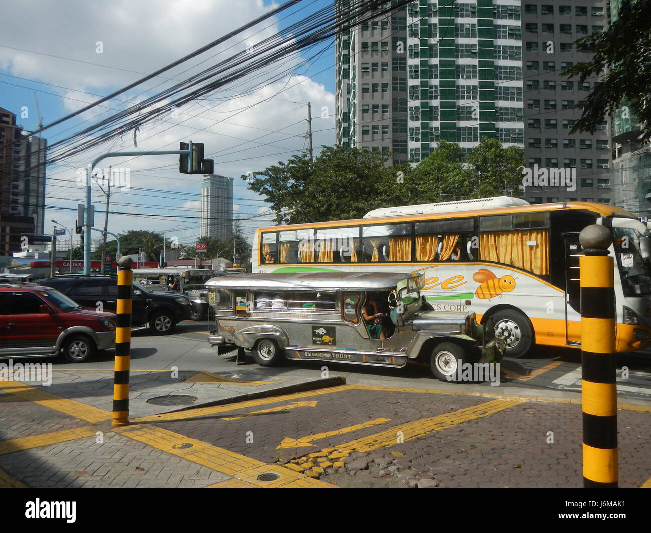 09601 Timog Avenue Barangay Sacred Heart GMA Network Center EDSA 16 ...