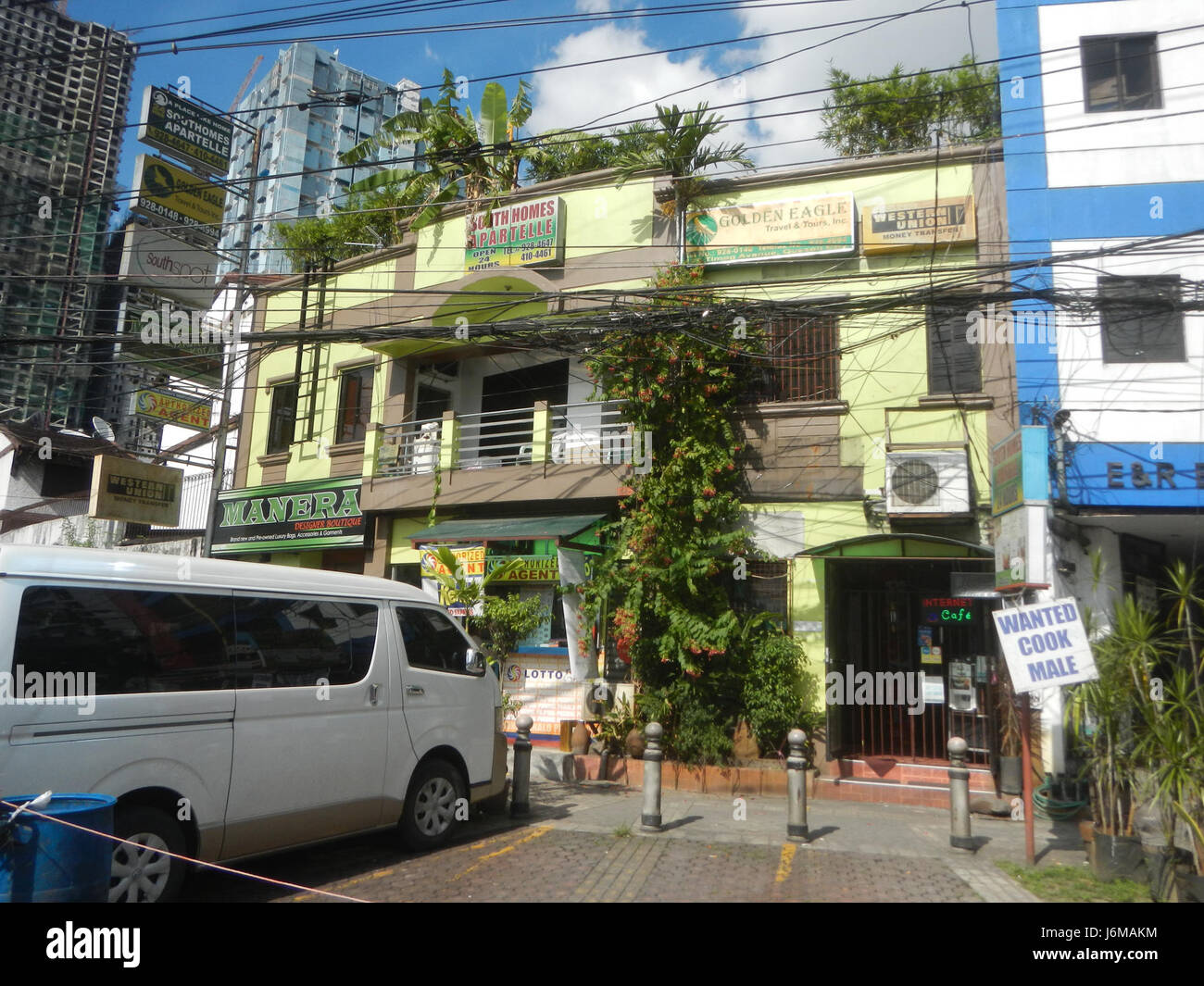 09630 Timog Avenue Barangay Sacred Heart Fences GMA Network Center EDSA ...