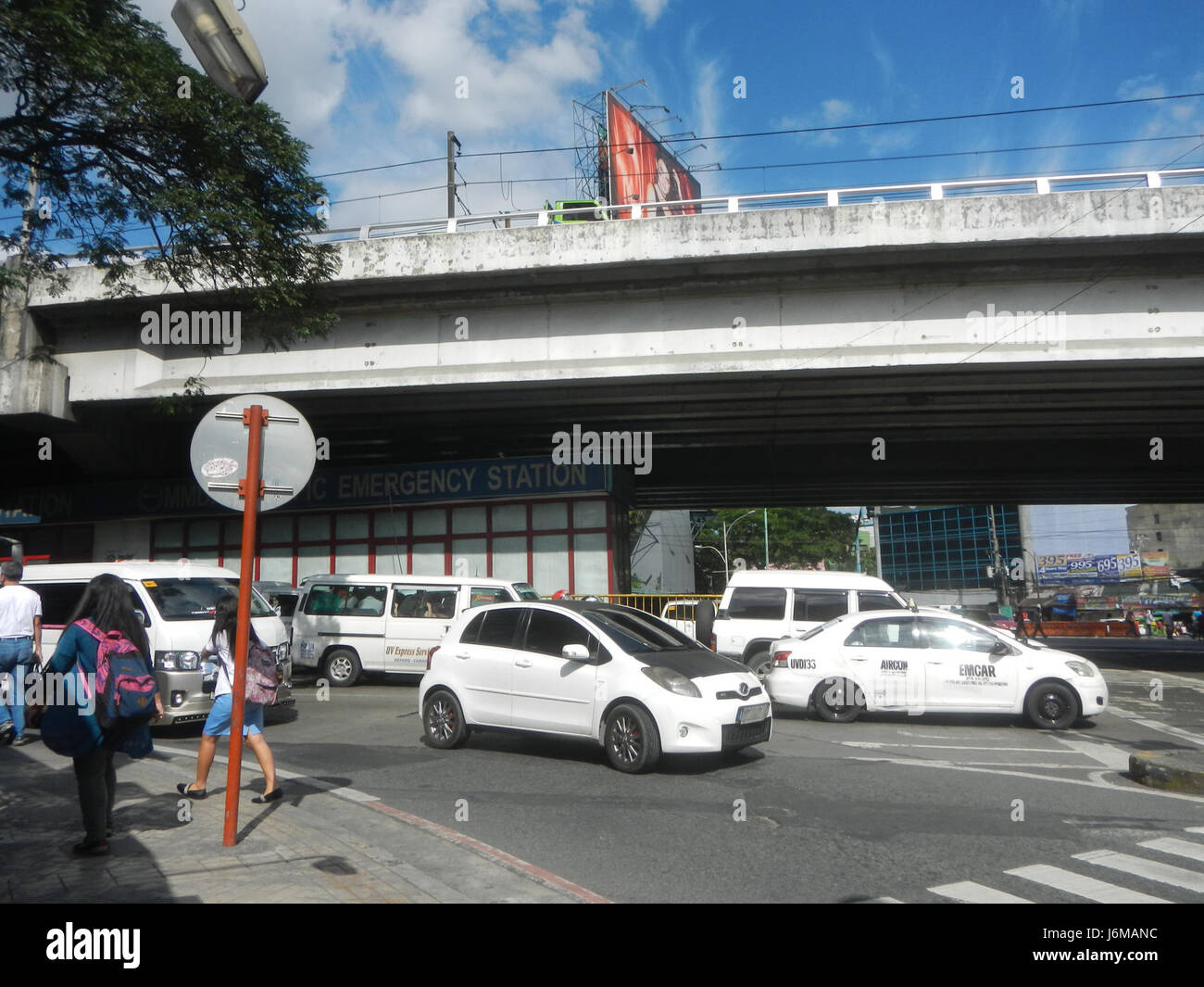 09660 Edsa Timog Avenue Flyover East Timog Avenue Fences GMA Network ...