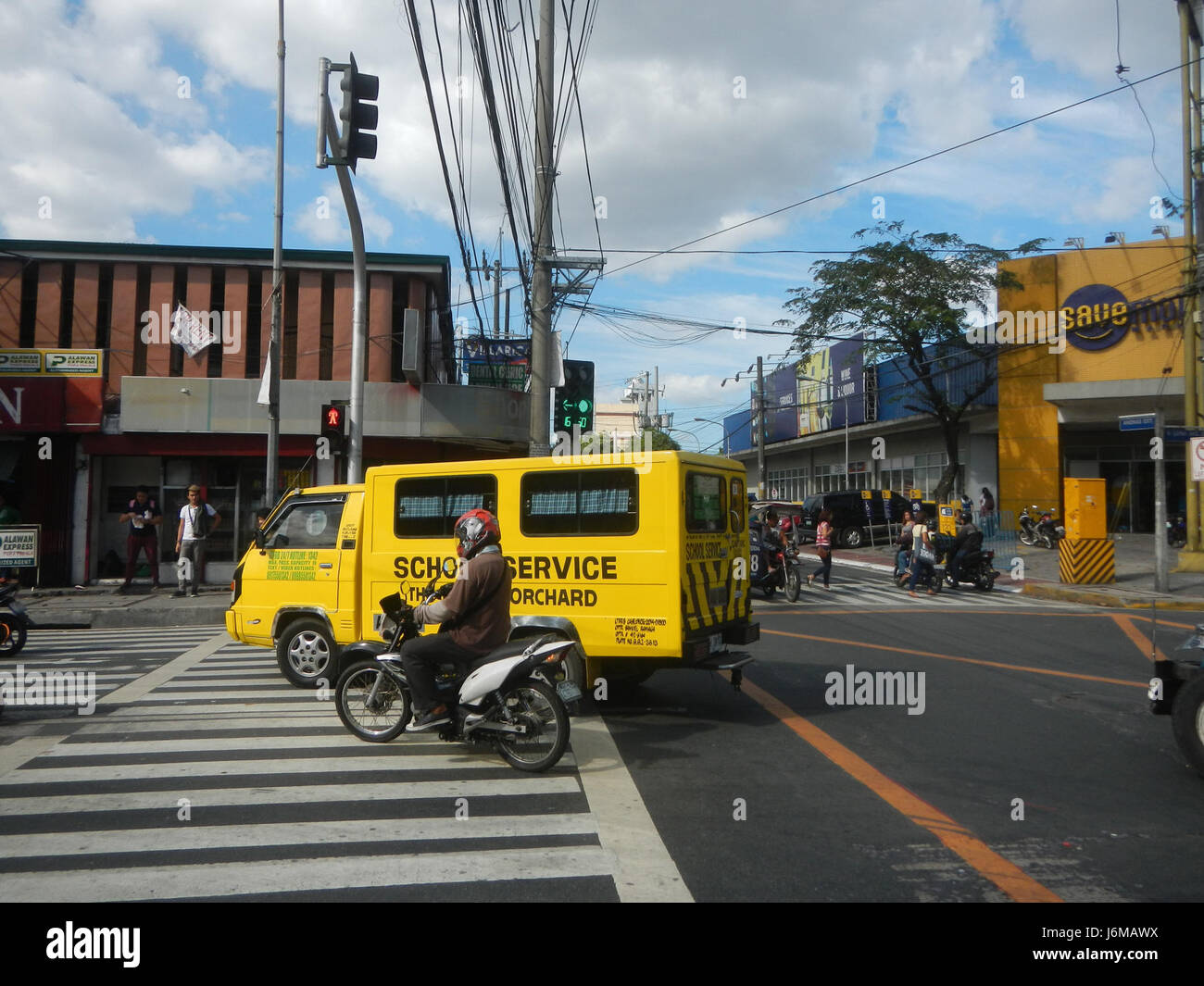 A historical image showing Barangays Pinyahan and Sikatuna Village ...