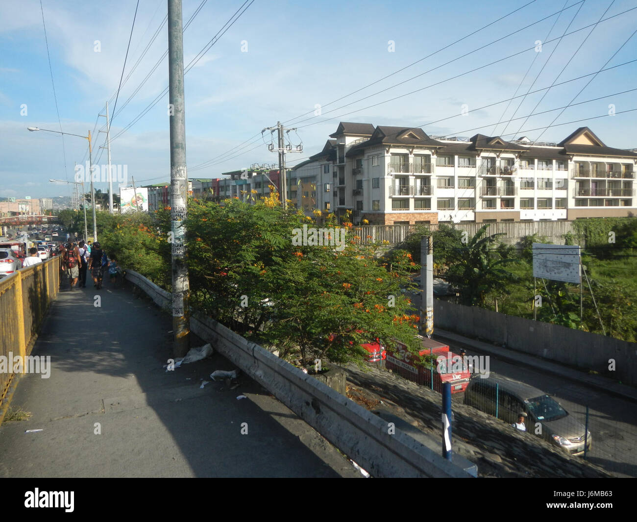 0624 ortigas avenue extension bridge hi-res stock photography and ...