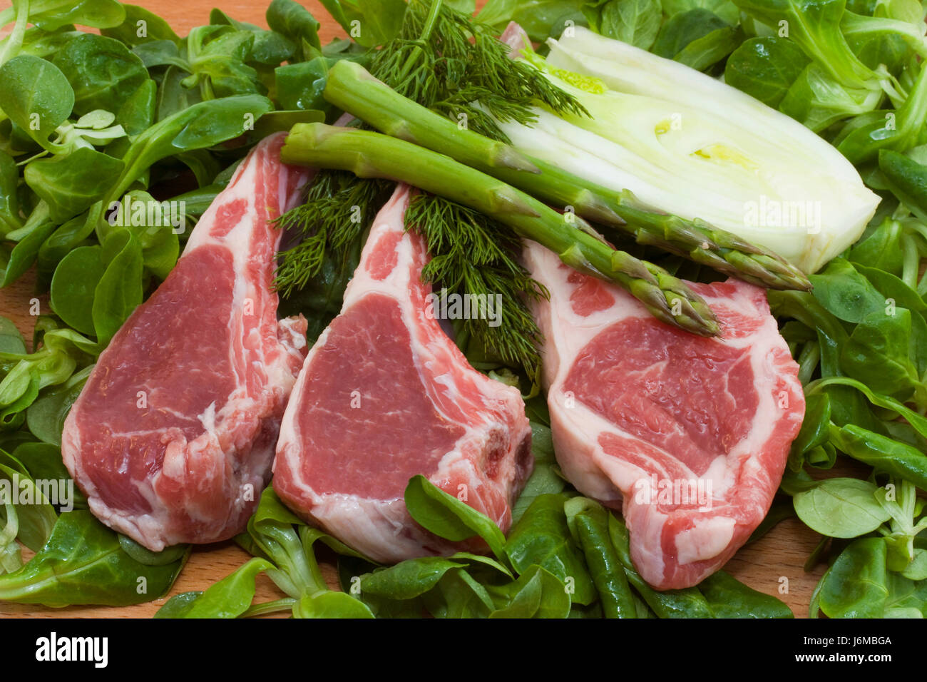 rack food dish meal lunch meat lamb food aliment vegetable bone gourmet ...