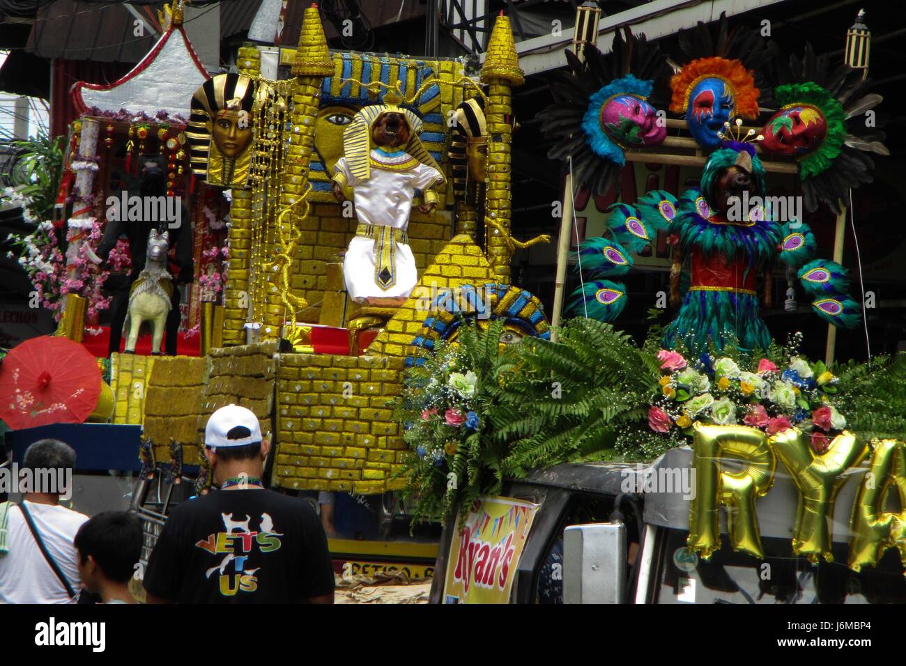 Quezon City, Philippines. 21st May, 2017. Lechon (roasted pig suckling ...