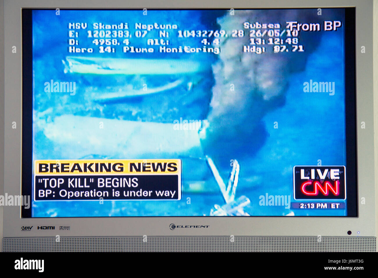 Tv broadcast screen disaster hi-res stock photography and images - Alamy