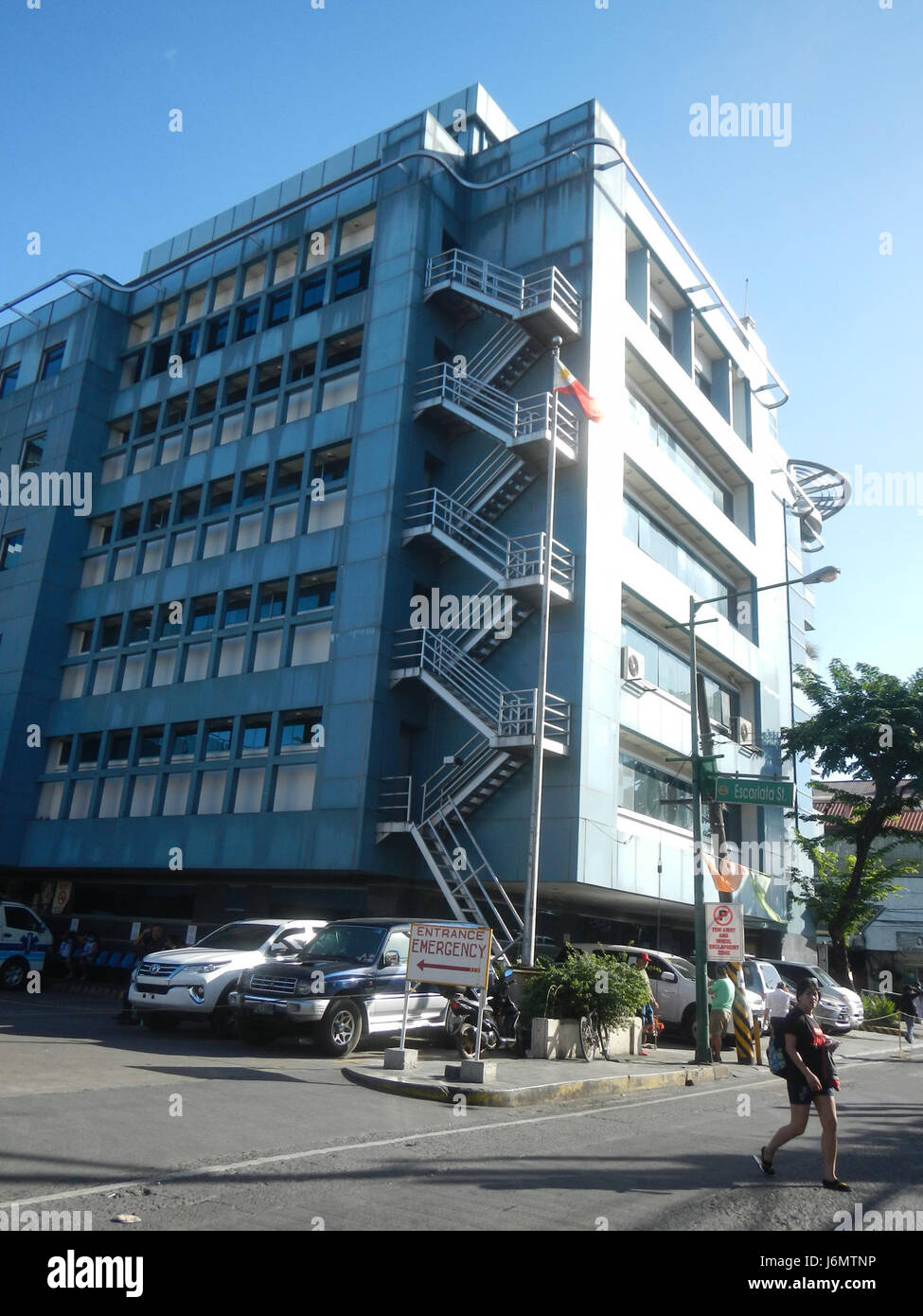 Describing life in manila hi-res stock photography and images - Alamy