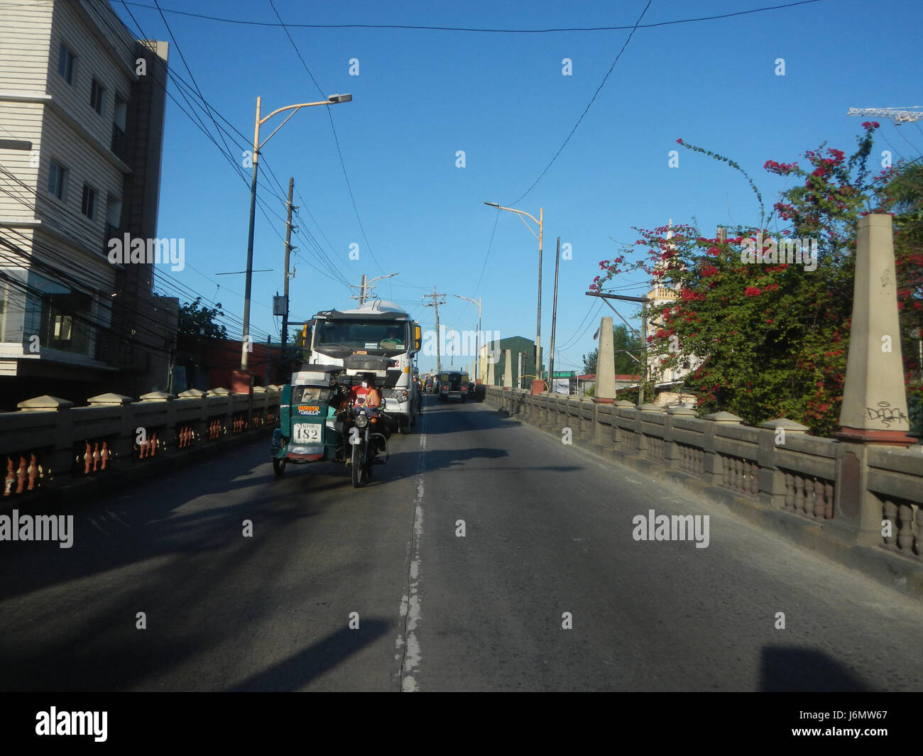 The San Joaquin Bambang Bridge in Pasig City crosses over the river and ...