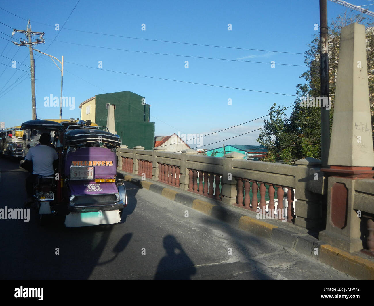 09839 San Joaquin Chapel Bambang Bridge Pasig City River 19 Stock Photo ...