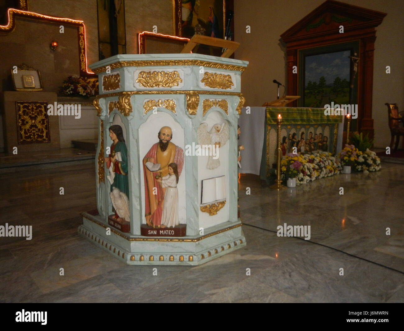 09108 Interior of the Immaculate Conception Parish Church Pandi ...