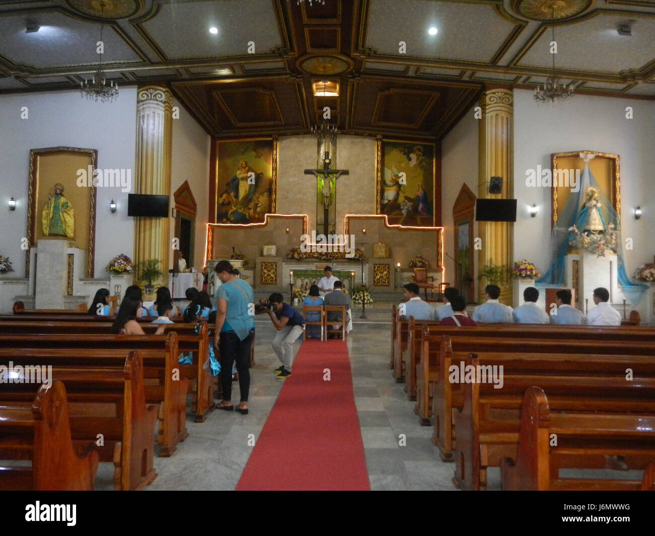 09170 Interior of the Immaculate Conception Parish Church Pandi ...
