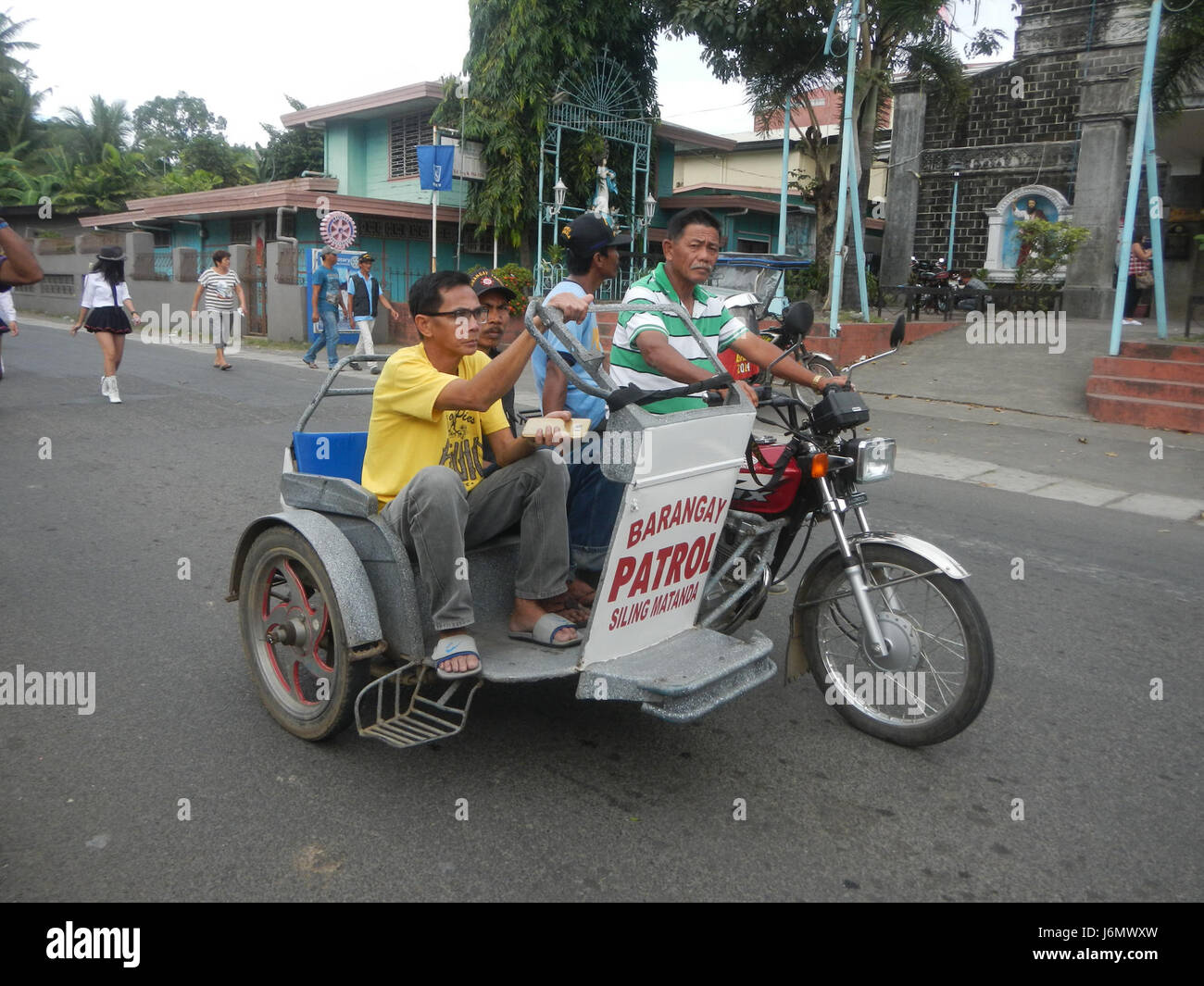 The interior of the Immaculate Conception Parish Church in Pandi ...