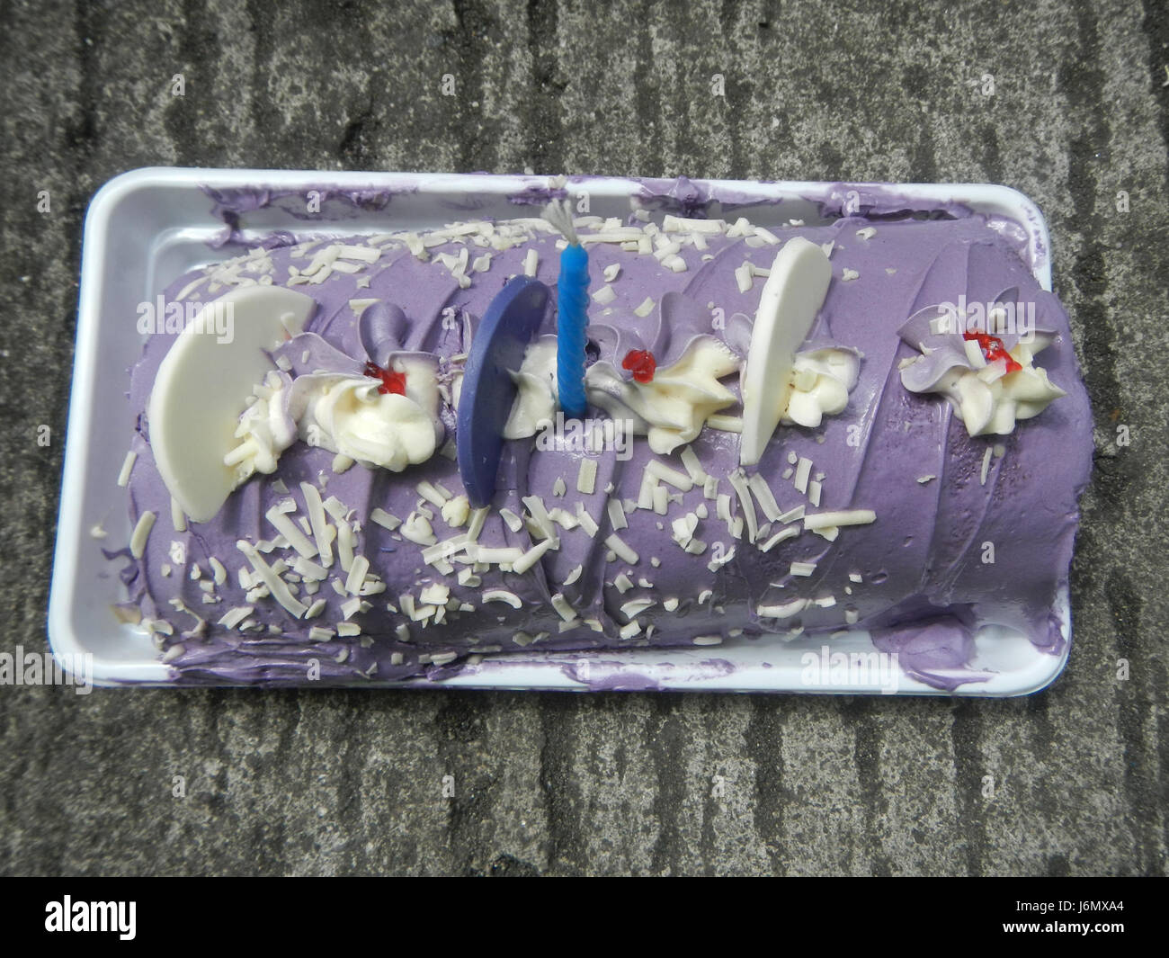 Cakes in the Philippines are a popular part of Filipino cuisine, often ...