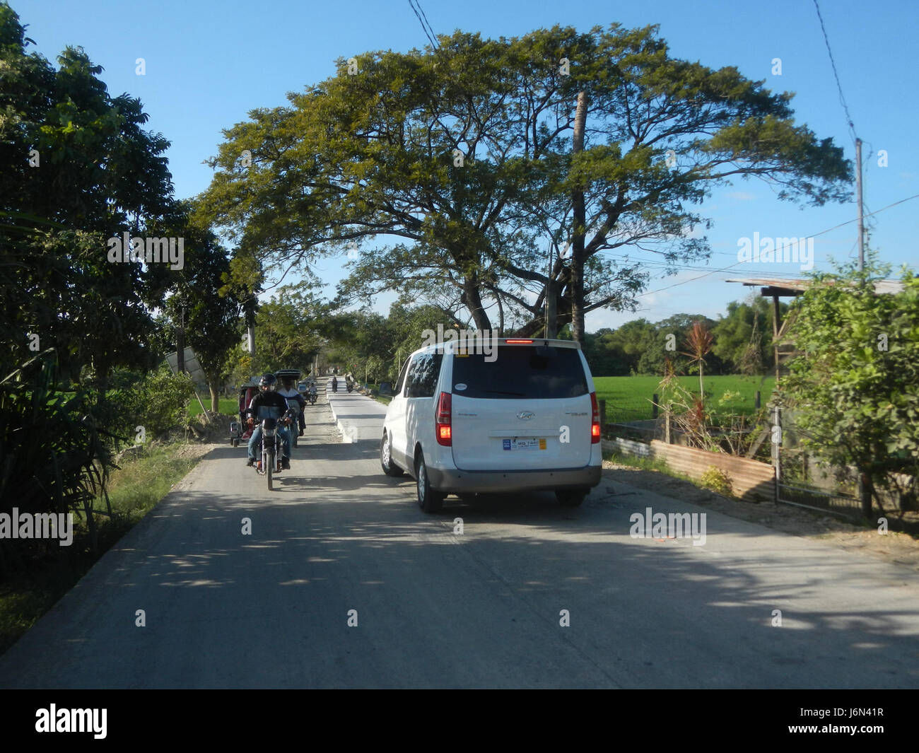 06173 Poblacion Cupang Bagong Barrio, Pandi Bulacan Road 14 Stock Photo ...