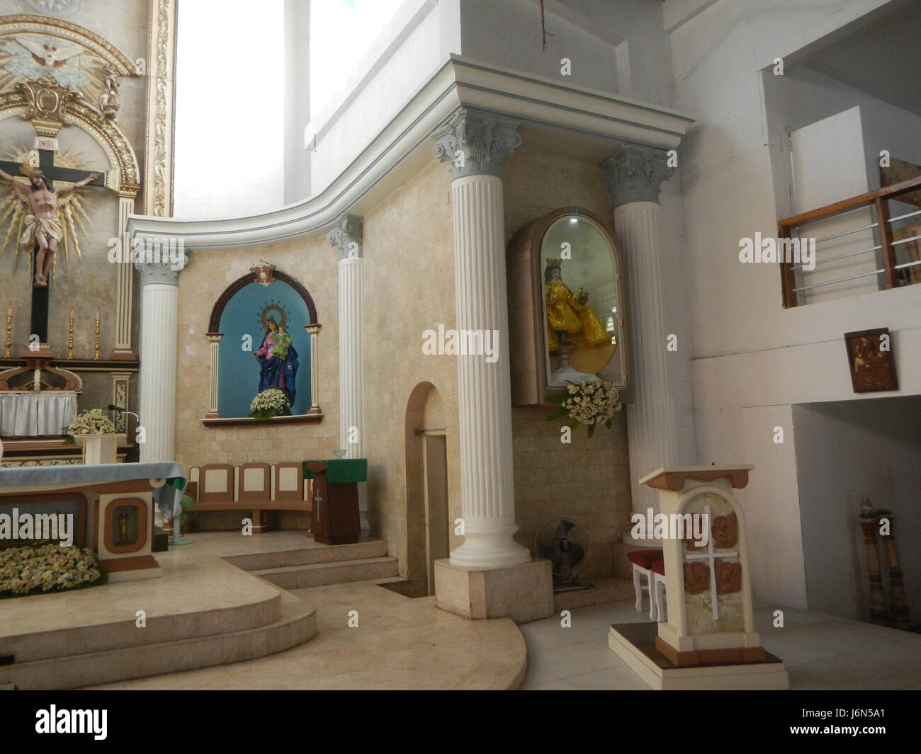 07060 Mary Help of Christians Parish Church J. P. Rizal Street, Maypajo ...
