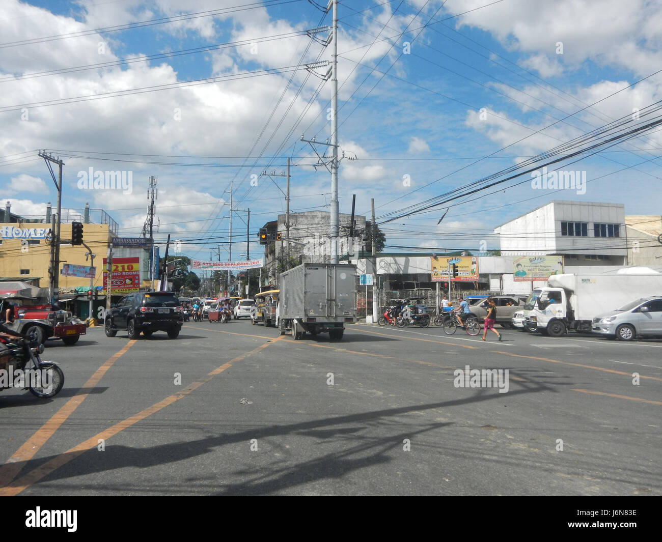 09212 Caloocan City A. Mabini Street C-29 Road Buildings Stock Photo ...