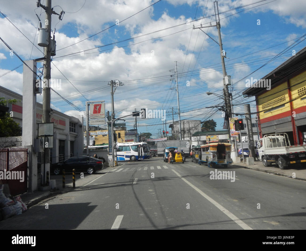 09212 Caloocan City A. Mabini Street C-36 Road Buildings Stock Photo ...