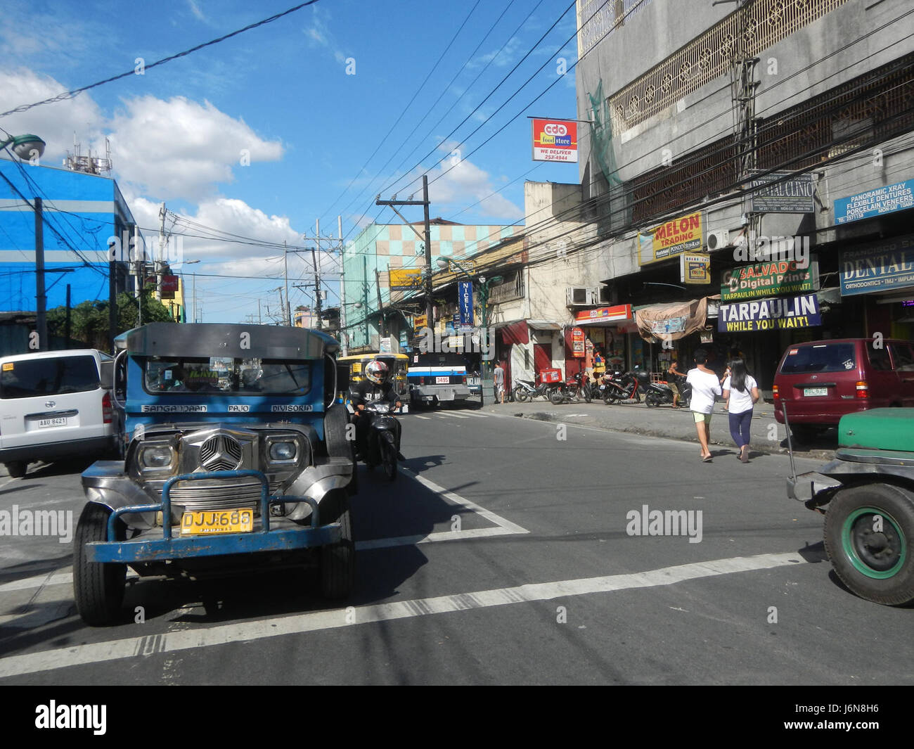09582 San Roque Supermarket Bulacan Juan Luna Street Gagalangin Tondo, Manila 22 Stock Photo - Alamy