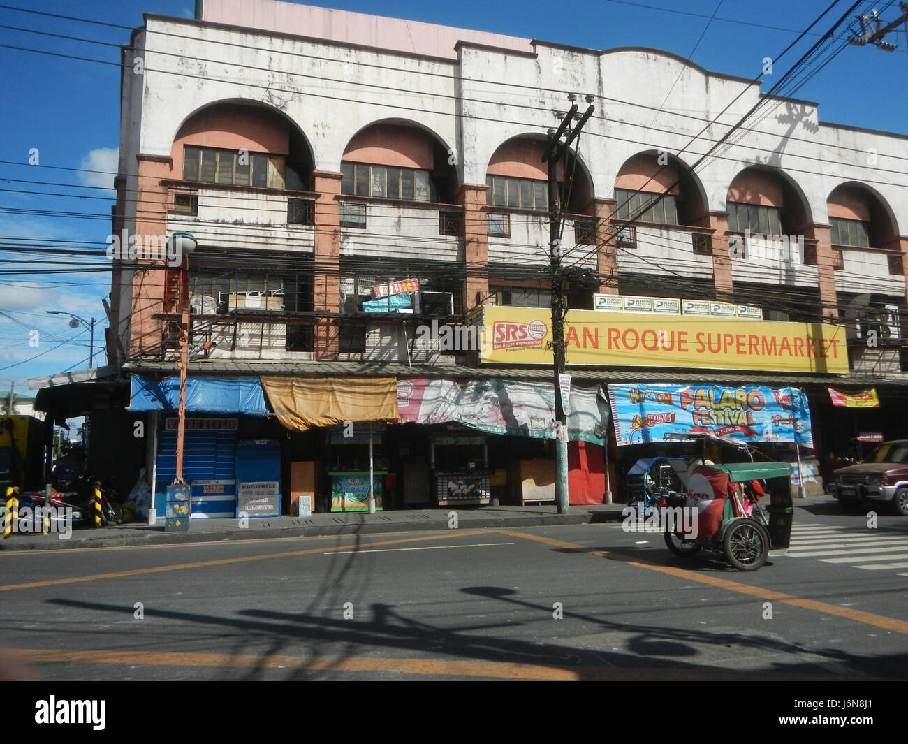 09582 San Roque Supermarket Bulacan Juan Luna Street Gagalangin Tondo, Manila 36 Stock Photo - Alamy