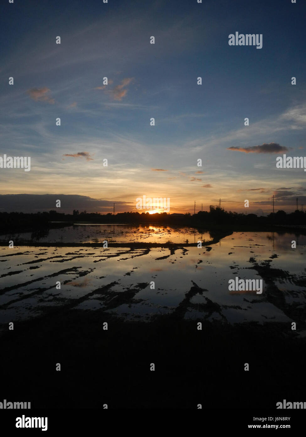 07459 Sunsets in San Ildefonso Bulacan 24 Stock Photo - Alamy