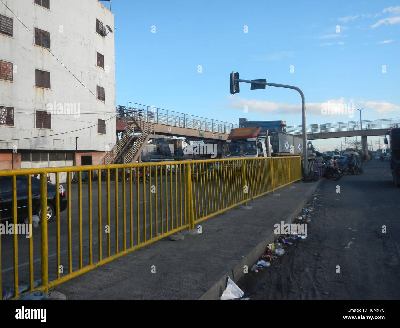 0670 Pedestrian footbridge Pier 18 C-2 Capulong Marcos Road Radial Road ...