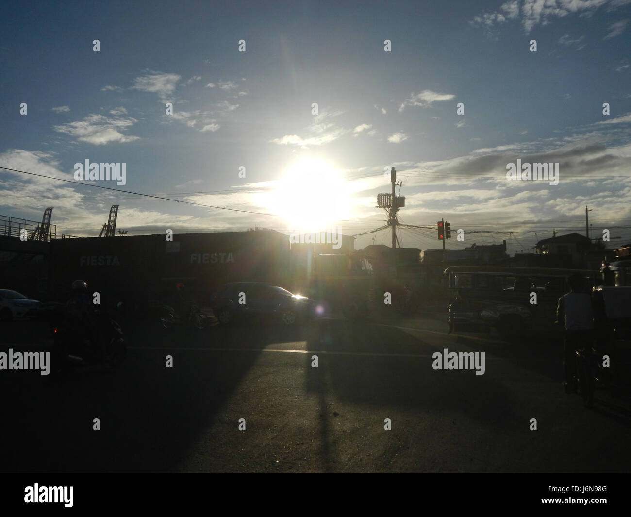 This image shows the pedestrian footbridge C-2, located on Capulong ...