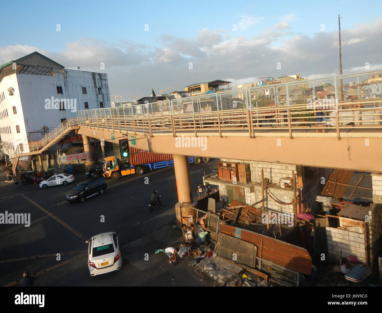 Image of the pedestrian footbridge over Marcos Road, located at Radial ...