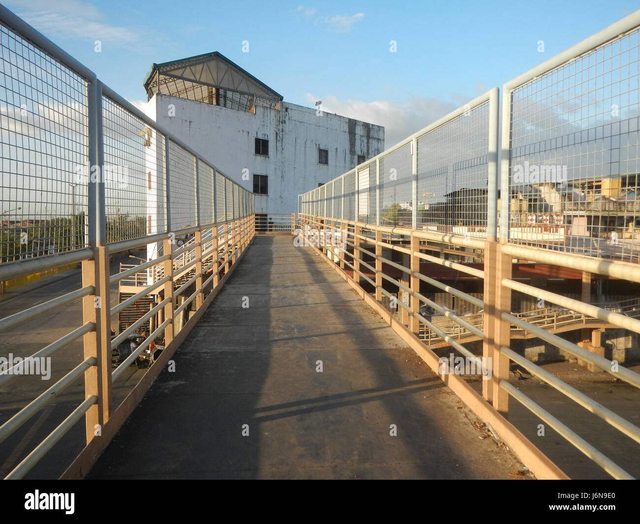 0846 Pedestrian footbridge C-2 Capulong Marcos Road Radial Road 28 ...