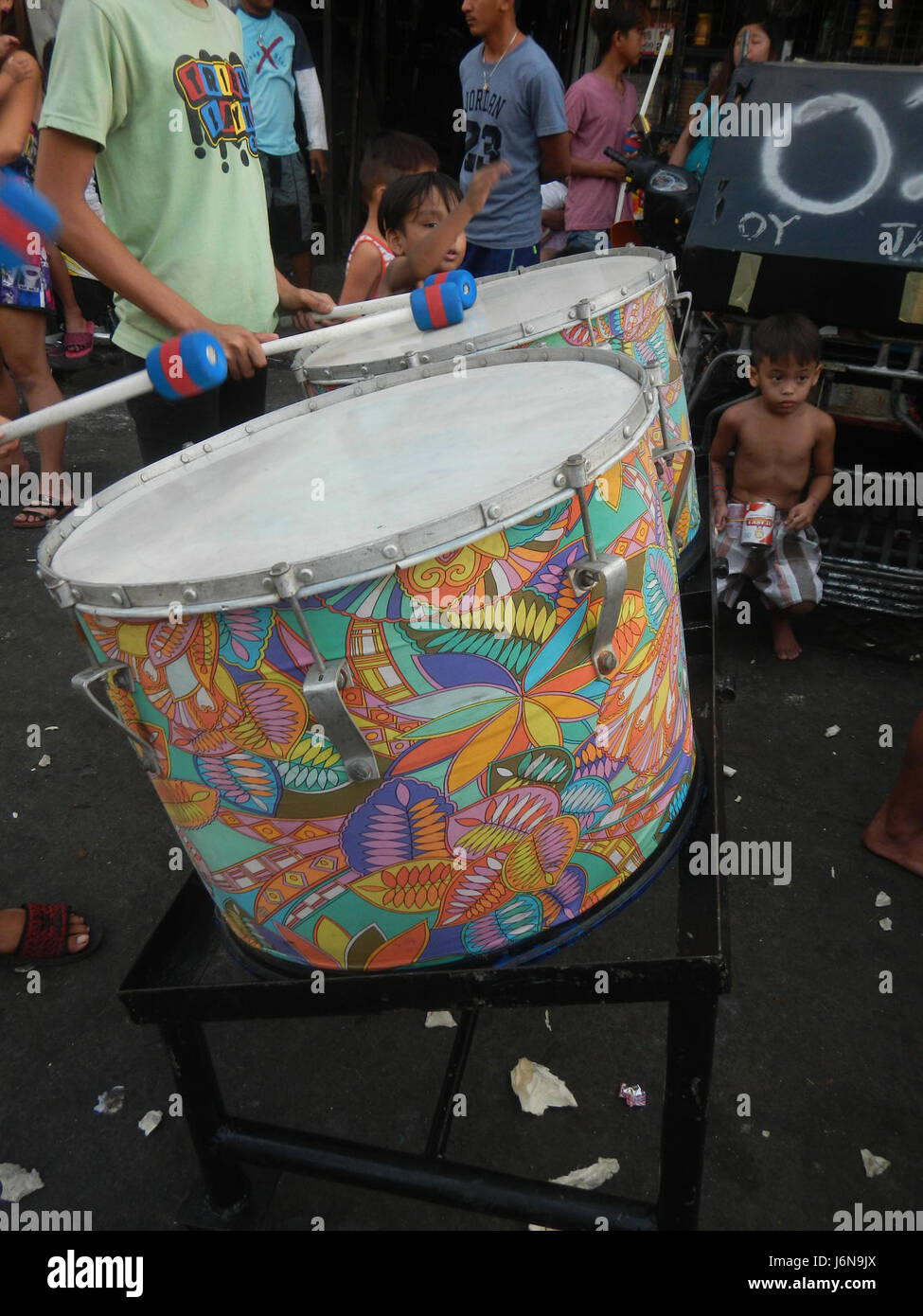 This image shows a pedestrian footbridge located along Capulong Marcos ...