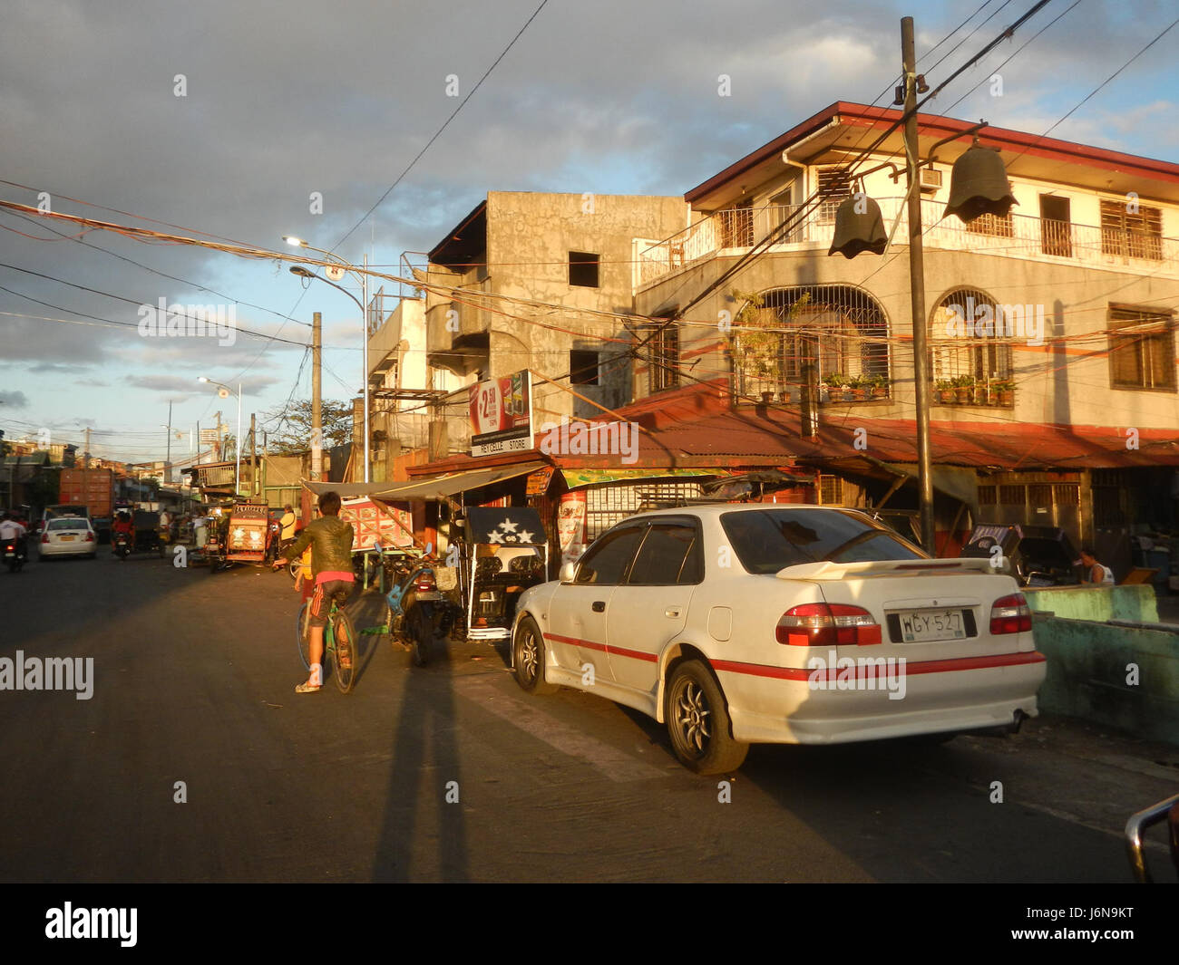 0975 Pedestrian footbridge C-37 Capulong Marcos Road Musicians Tondo ...