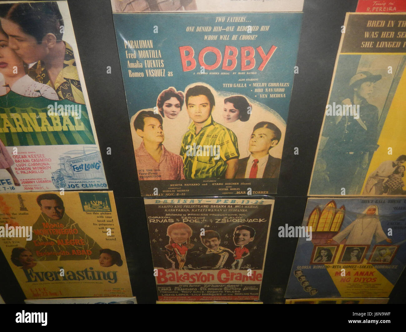 The Escolta Museum, located in the Edificio Calvo in Binondo, Manila ...