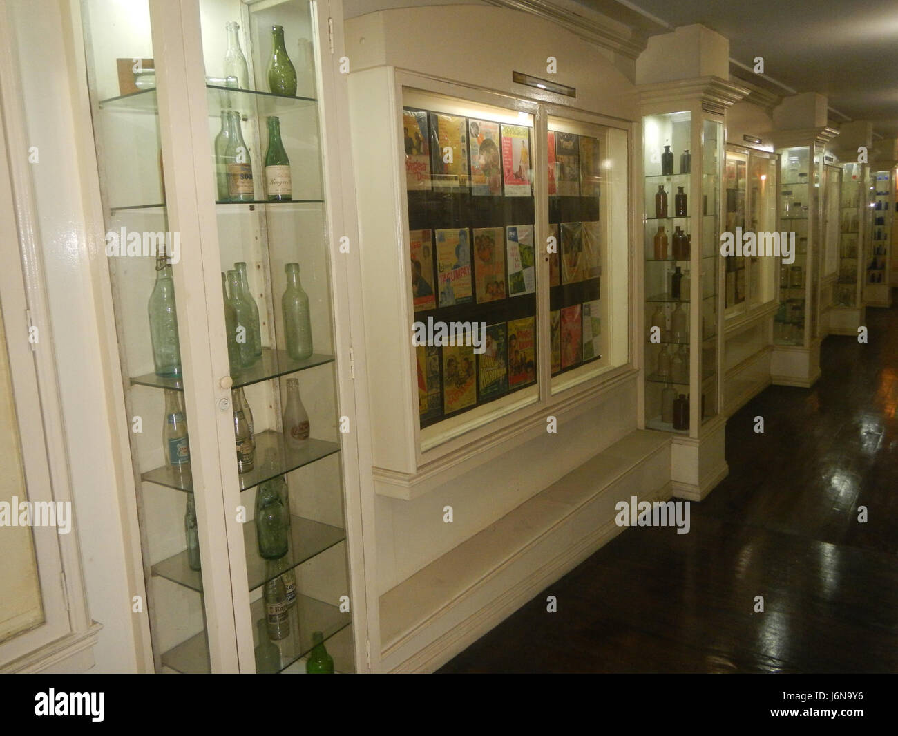 09208 Escolta Museum Exhibit Hall Edificio Calvo Binondo, Manila 02 ...