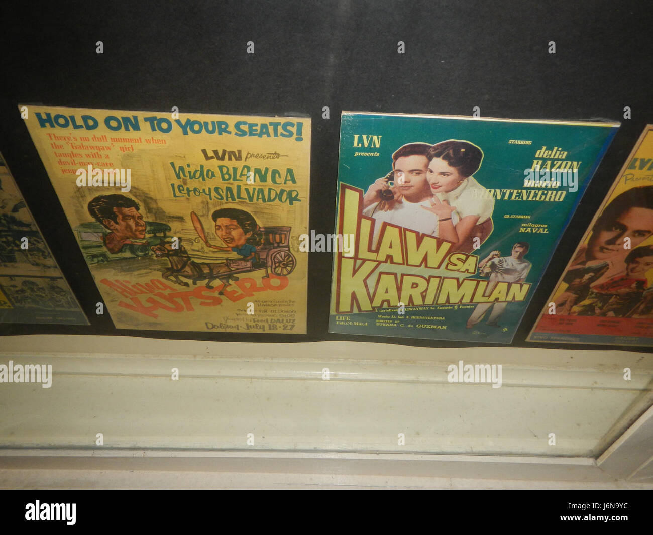 A photograph of the Escolta Museum Exhibit Hall in the Edificio Calvo ...