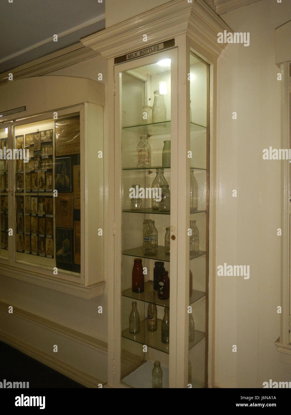 The Escolta Museum Exhibit Hall, located in the Edificio Calvo in ...