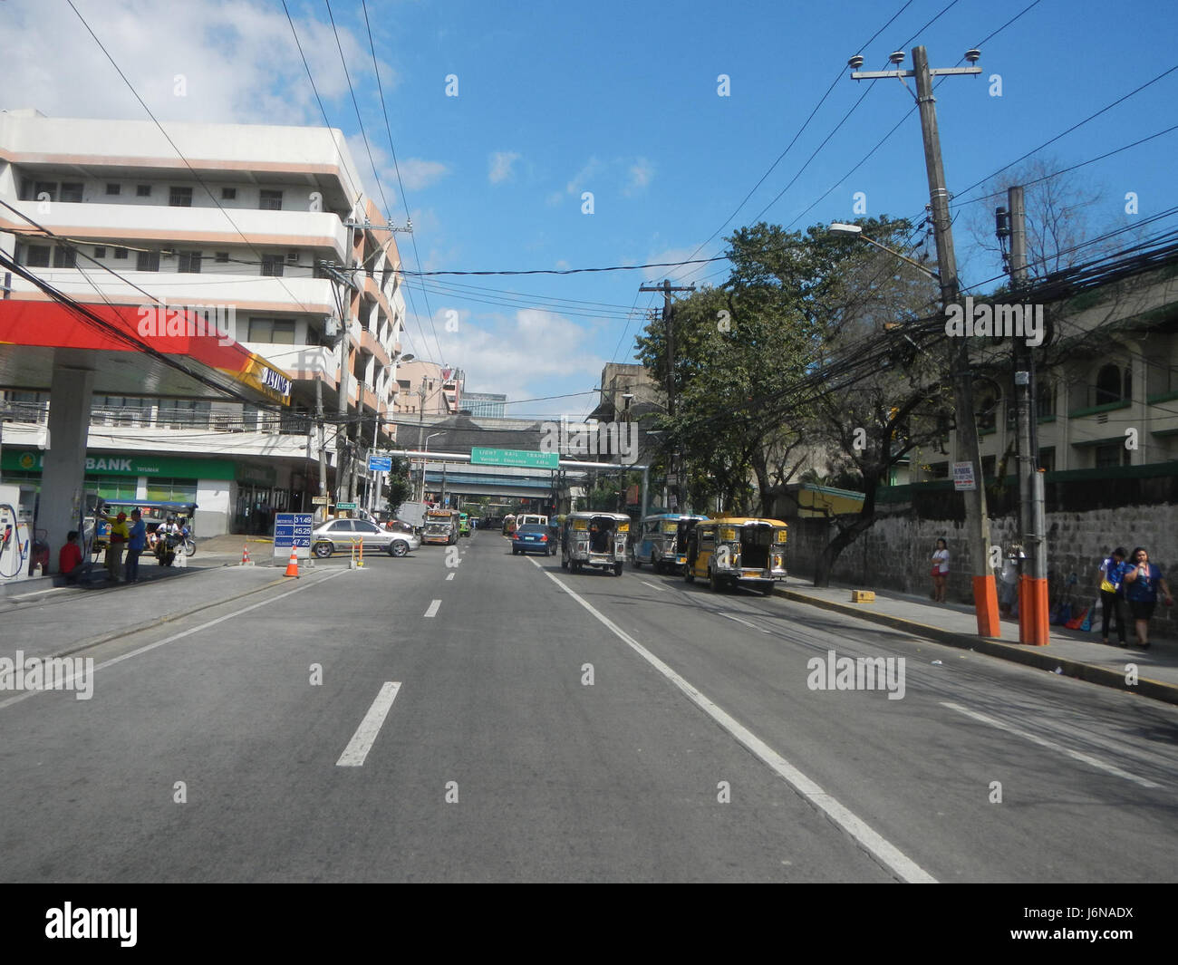 Image 09538 captures Tayuman Street in the Santa Cruz and Tondo ...