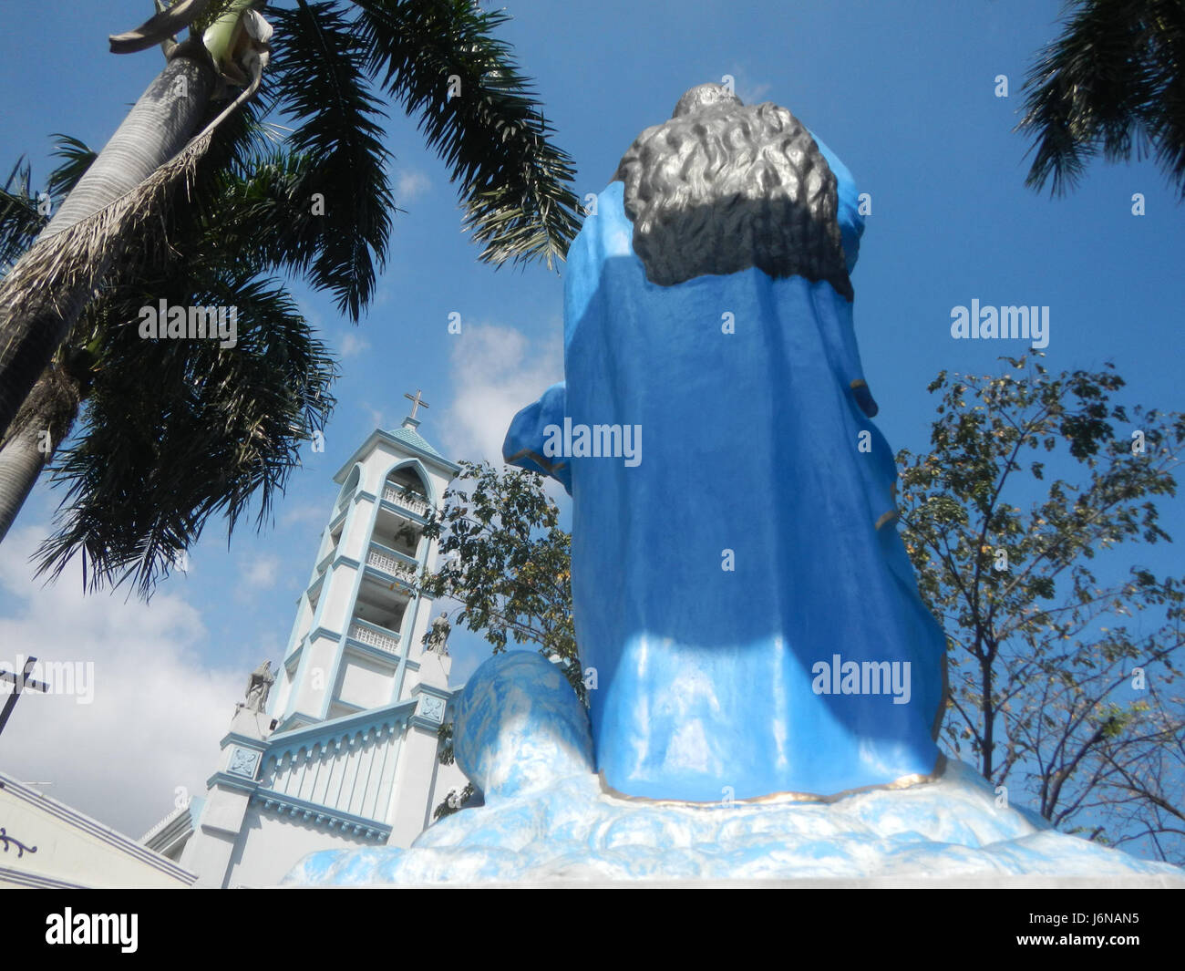 The Immaculate Conception Parish Church, located on Tayuman Street in ...