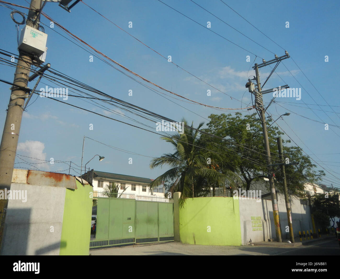 09059 san pablo apostol parish hi-res stock photography and images - Alamy