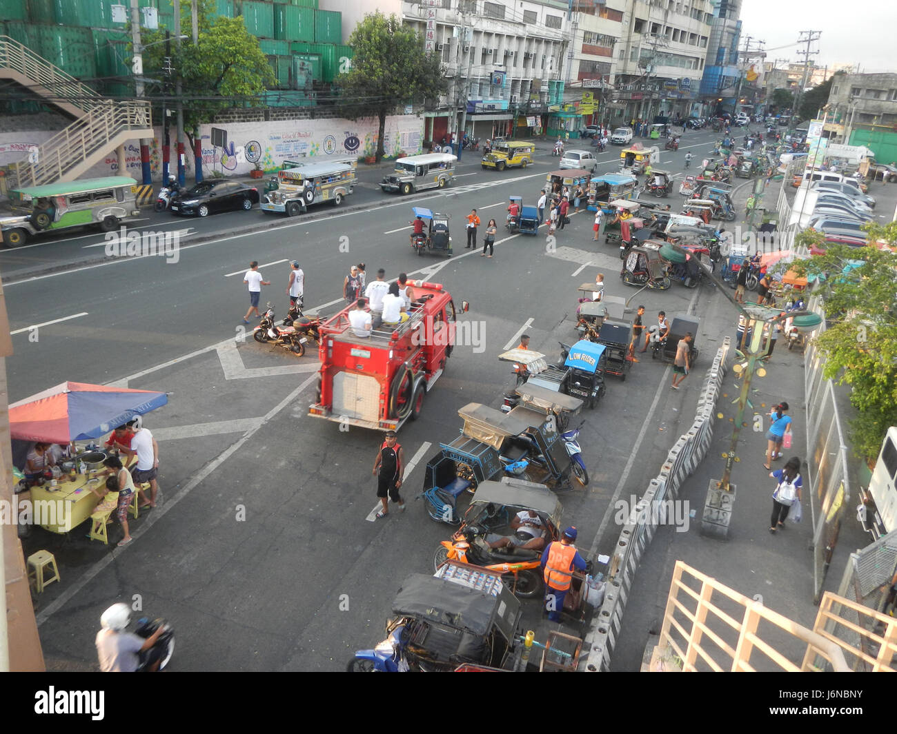 This pedestrian footbridge connects several key locations in Manila ...
