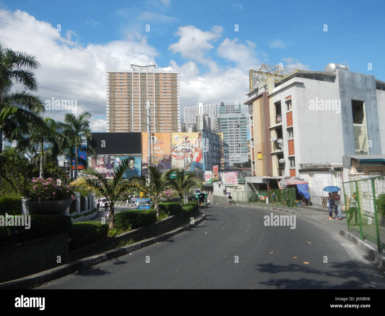 09586 Guadalupe Cloverleaf Interchange J P Rizal Cembo Station ...